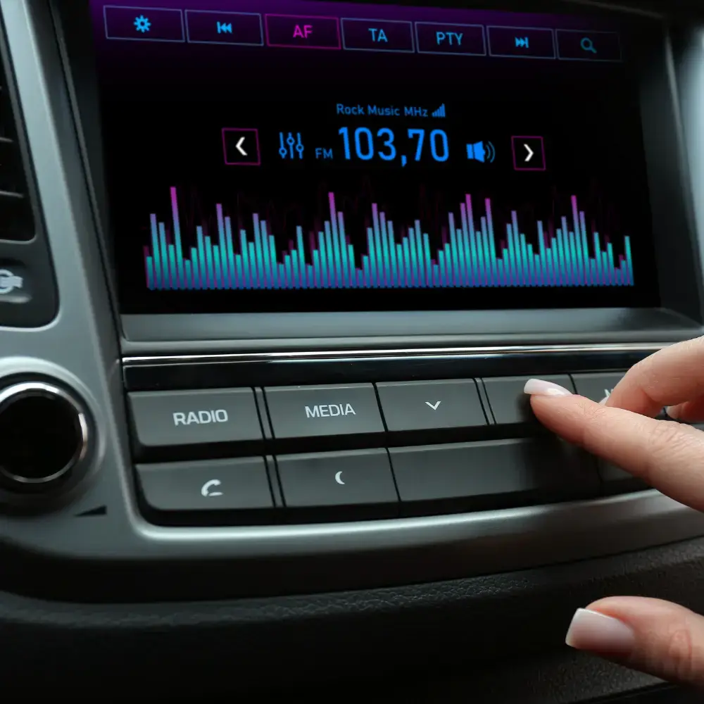 Auto radio i FM transmiteri | Eklix