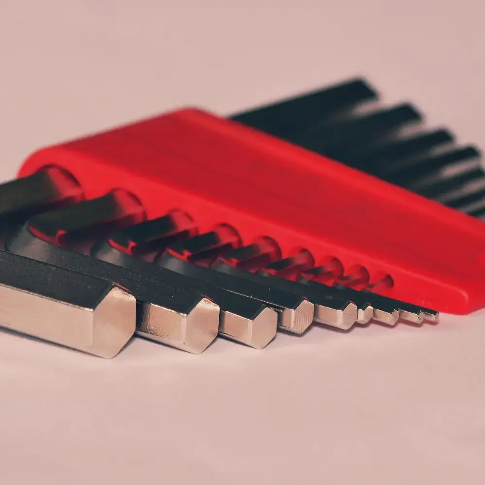 Inbus, okasti i drugi ključevi | Eklix